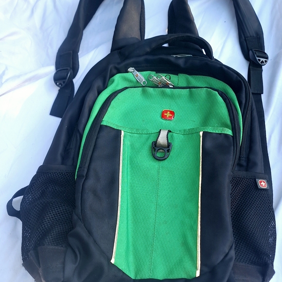 SwissGear | Other | Swissgear Green And Black Backpack | Poshmark